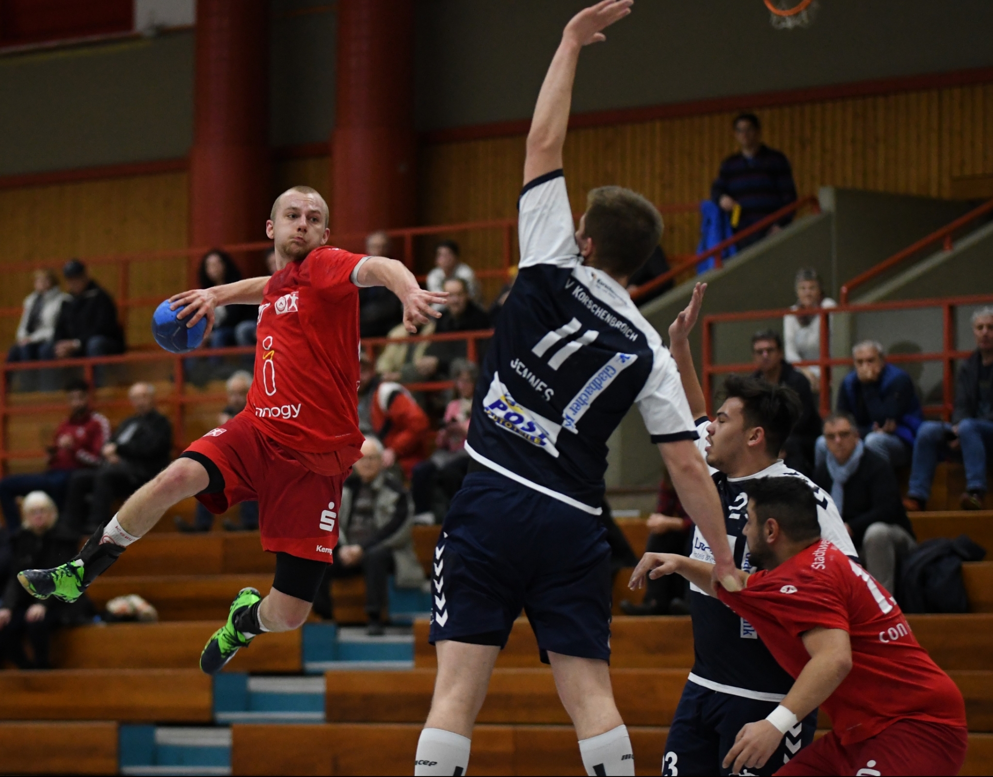 Aaron Jennes rettet Korschenbroich einen Punkt « Harzhelden.news