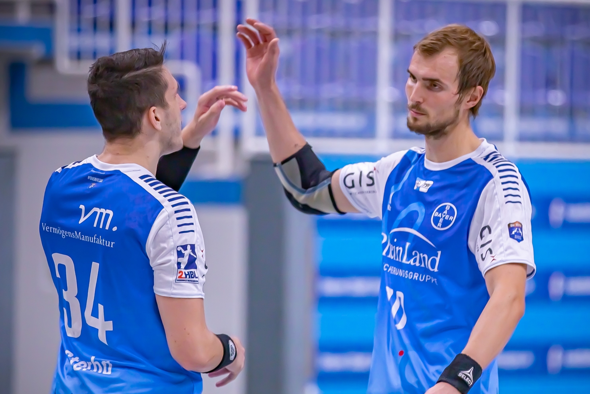 Auch vor leeren Rängen: Dormagen will Konto auffüllen « Harzhelden.news