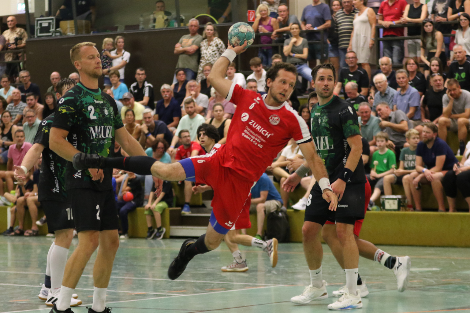 Siebengebirge an der Spitze, Rheinbach siegt im Derby « Harzhelden.news